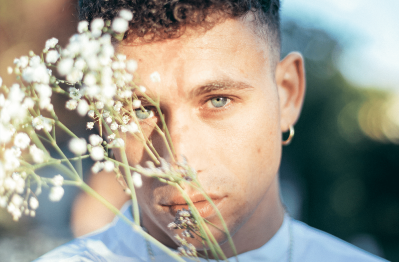 Bobby Basil's Isaac Nelson album evolves yet leans on genre tropes ...