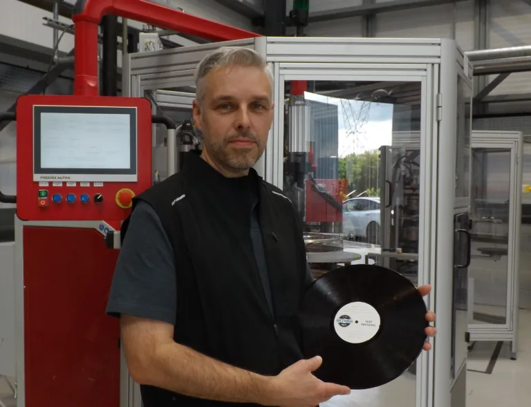Anthem Vinyl pressing plant opens in Kildare - "The diversity of music ...